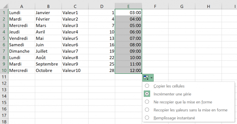 Remplir les cellules à l'aide du remplissage automatique dans Excel